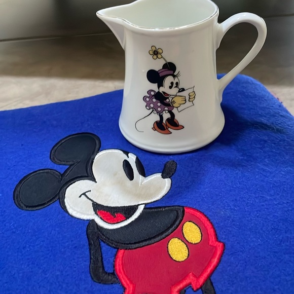 Disney | Kitchen | Minnie Mouse Creamer | Poshmark